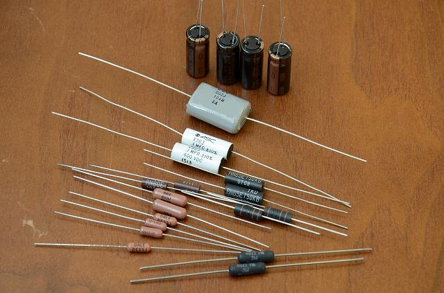 電源部にオイルコンデンサをパラう | 山と酒とアンティークを 電源部にオイルコンデンサをパラう | 山と酒とアンティークを