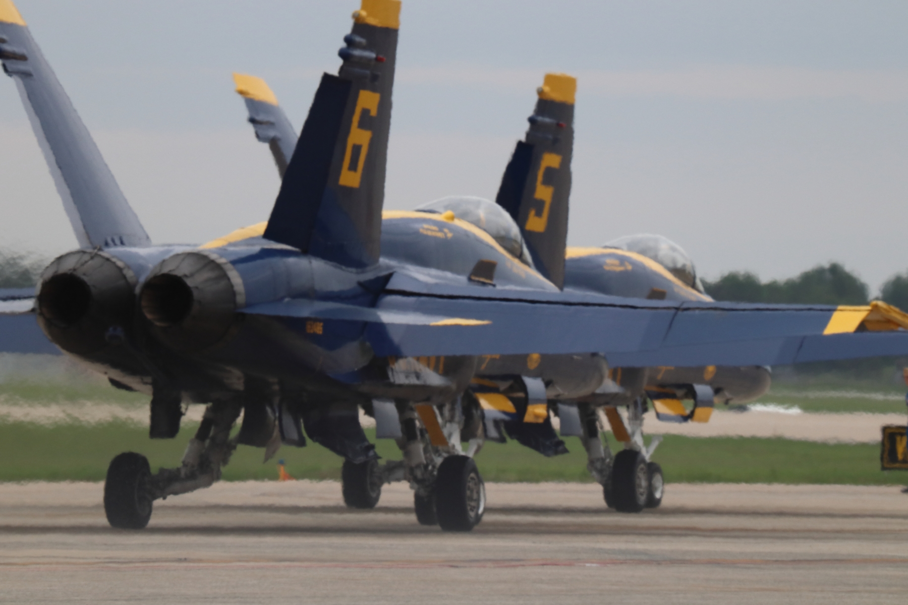 アンドリューズ航空ショー2019 Day2(Sat) ～ブルーエンジェルズ超ド迫力TAKE OFF!!～ | enjoy wheelchair ...