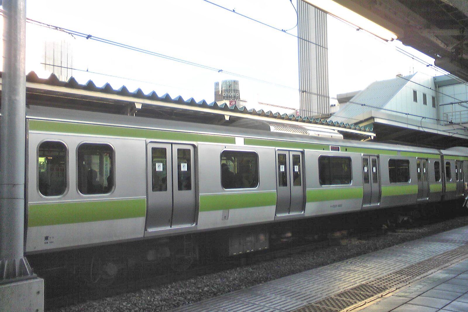 E231系4600番台に乗れて嬉しい麗ちゃん | 花見友紀の「鉄道のある日常」 - 楽天ブログ