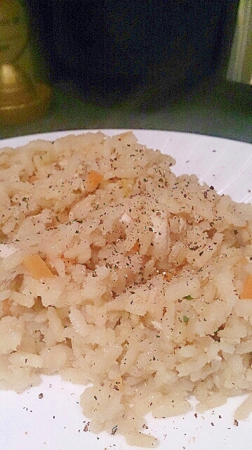 ローストチキンの残りで、洋風チキンライス