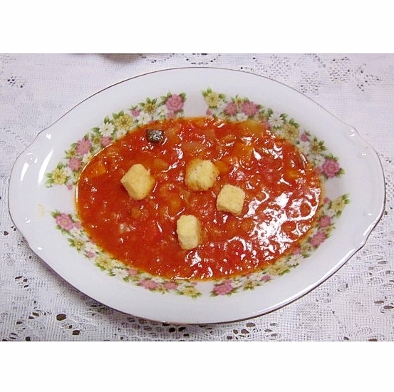 ミネストローネ（玉ねぎ・人参・クルトンetc..)