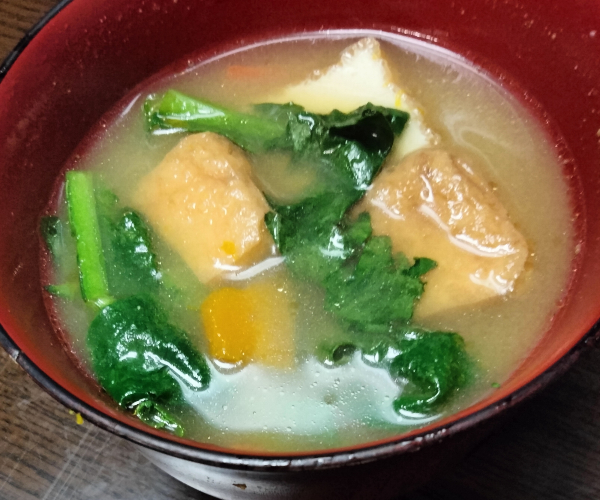 小松菜かぼちゃ厚揚げの味噌汁