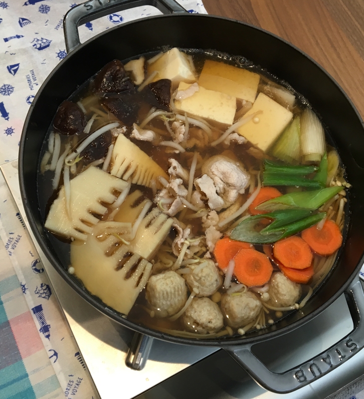 たけのこと豚肉の寄せ鍋