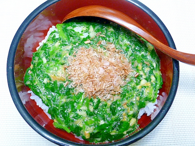 つるんと入る、夏はモロヘイヤ丼