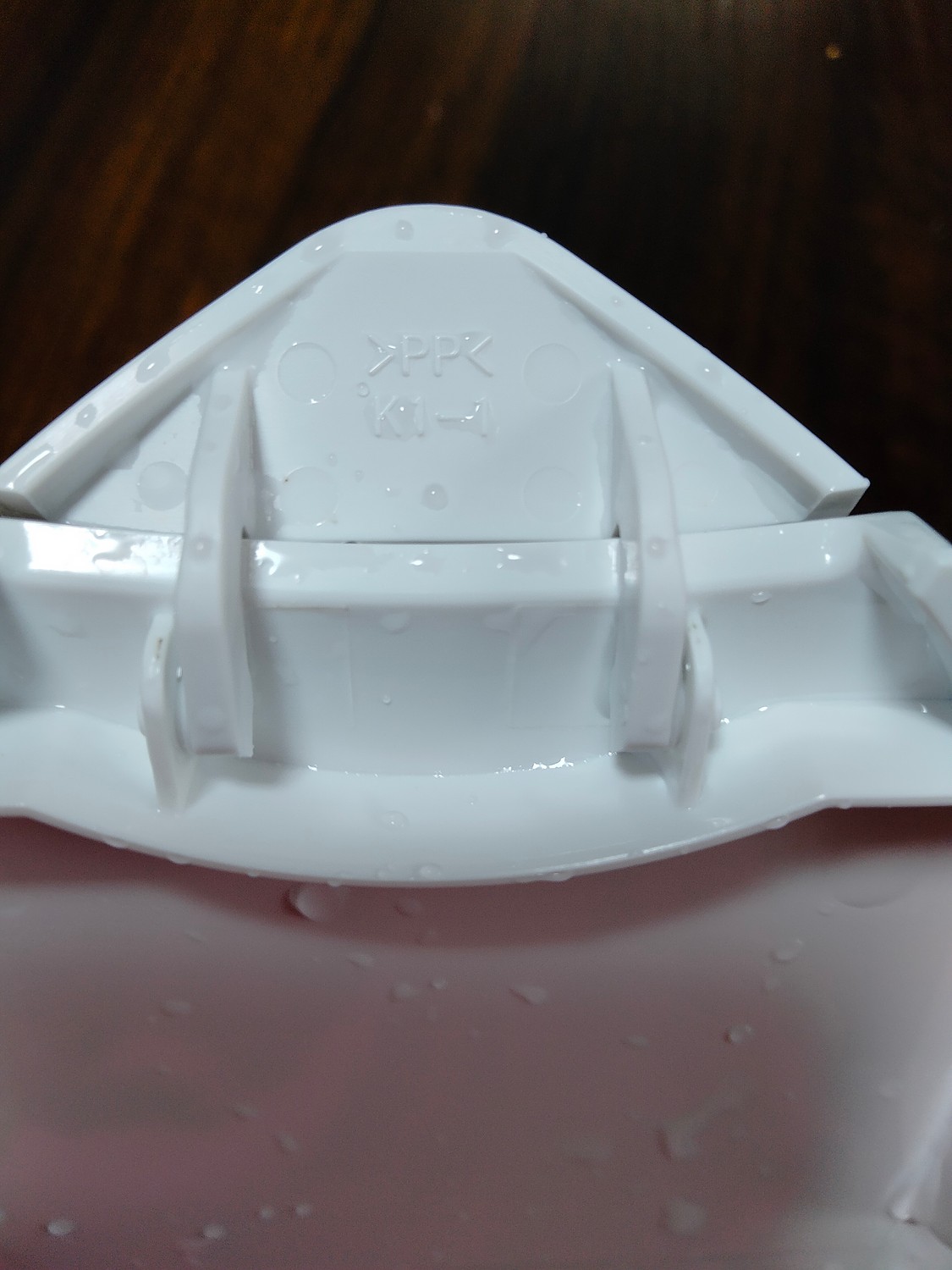 【楽天市場】クリンスイ ポット型 浄水器 CP407-WT 1.9L ポット浄水器 浄水ポット 水道水 塩素除去 カートリッジ式 家庭用 コンパクト 大容量 PFAS PFOS PFOA 有機 ...