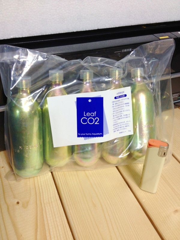 【楽天市場】Leaf CO2 ボンベ 74g 5本セット 炭酸ボンベ 汎用品 新瓶 水草育成 水草 水草水槽【HLS_DU】 関東当日便(charm 楽天市場店) | みんなのレビュー・口コミ