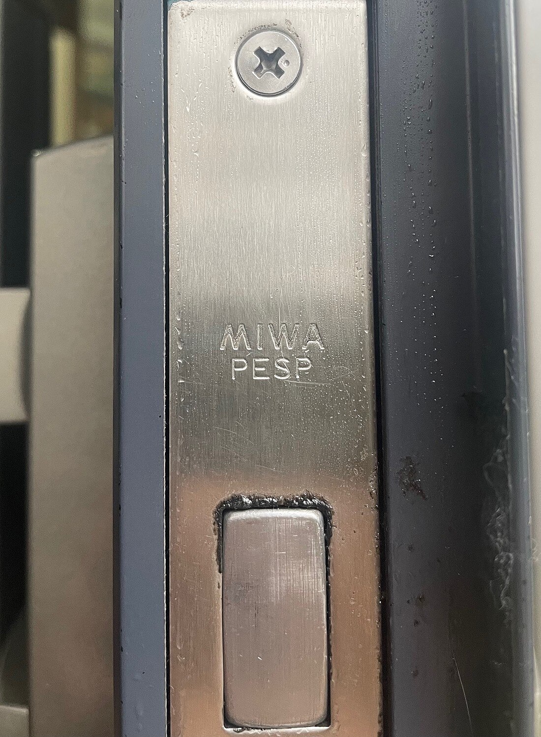 【楽天市場】MIWA PESPとMIWA TE-08の交換 取替え用MIWA 高性能JNシリンダー《ドアの厚み 28～43mm》【左右共用タイプ】 2個同一キーシリンダー仕様 【全3色 ...