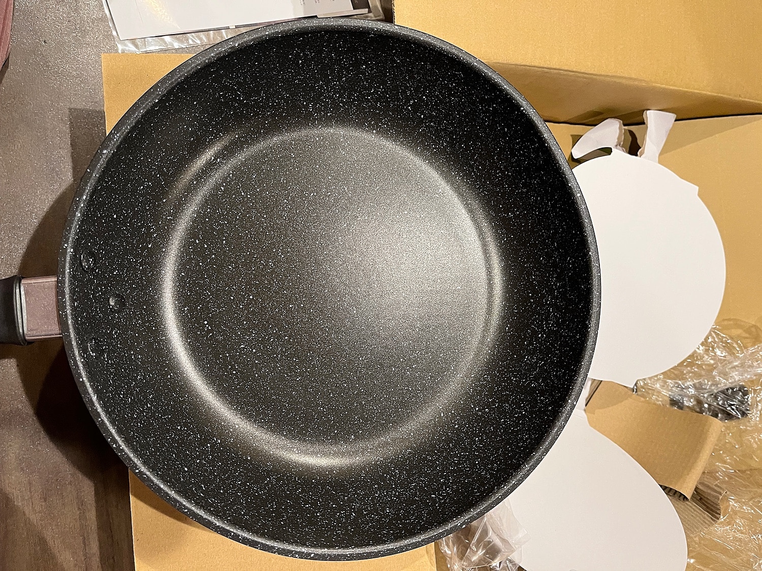 【楽天市場】送料無料 軽い 軽量 フライパン 26cm ガス IH 対応 焦げ付かない 焦げない 焦げにくい 貝印 PFOAフリー PFOSフリー PFOA PFOS フリー FREE ...