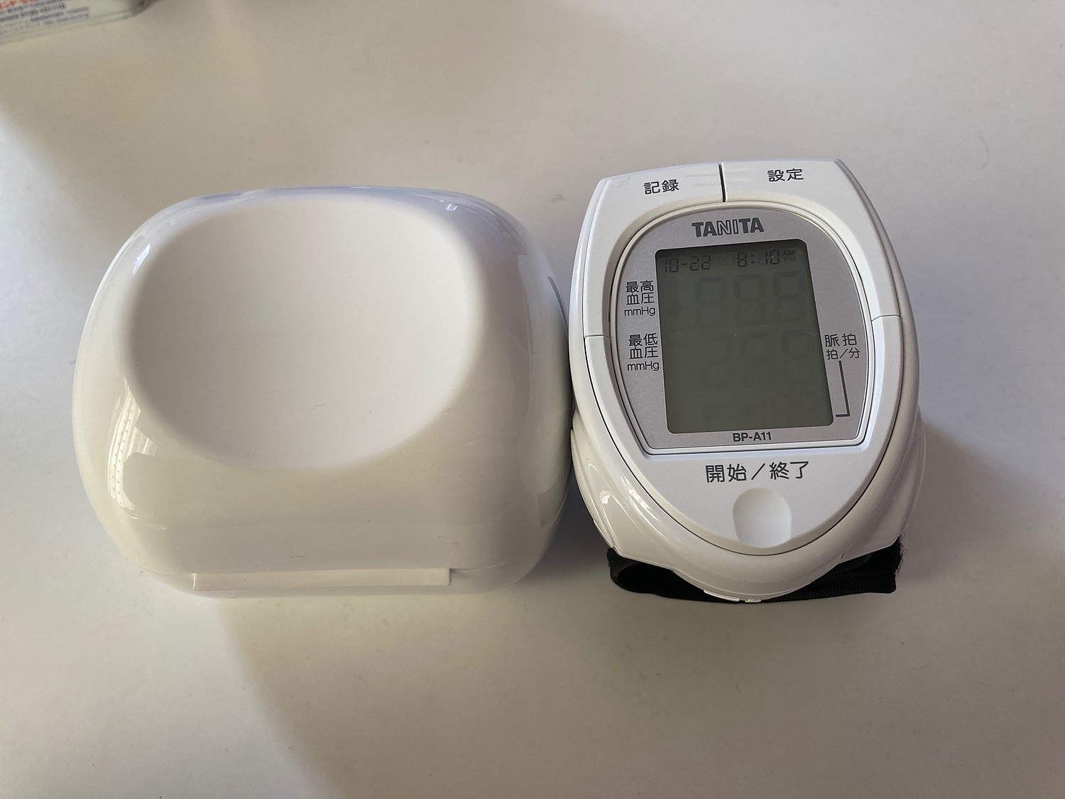 【楽天市場】タニタ 手首式血圧計 ホワイト BP-A11-WH(1台)[血圧計 手首式 BP-A11 持ち歩き 可能 シンプル 小型](楽天24) | みんなのレビュー・口コミ