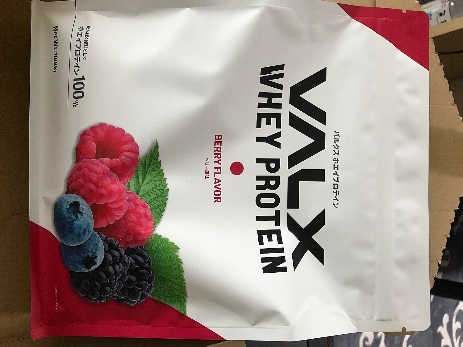 【楽天市場】【VALX ホエイプロテイン】チョコレート ベリー ヨーグルト カフェオレ バナナ レモネード 抹茶 杏仁豆腐 バルクス WPC 山本義徳 1kg 筋トレ タンパク質 男性 女性 ...