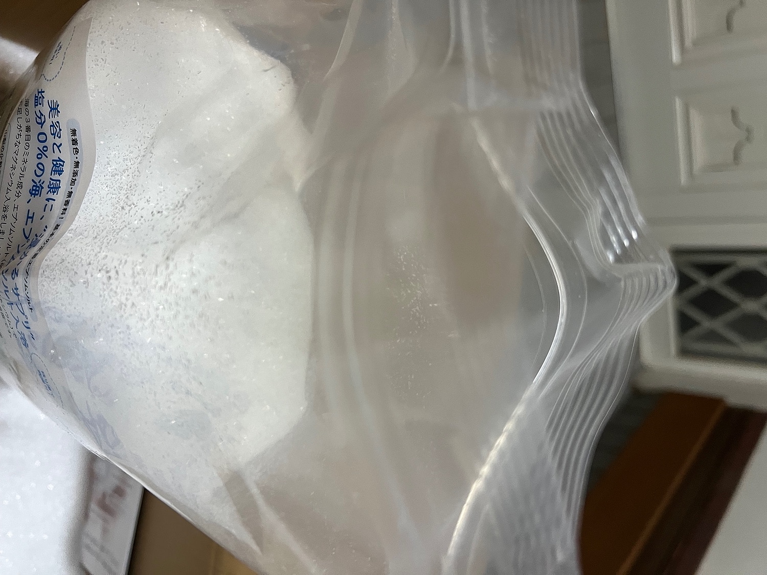 【楽天市場】購入者さんのエプソムソルト 8kg (4kgX2) 約53回分 シークリスタルス 入浴剤 国産 無香料 オリジナル 計量スプーン付 浴用化粧料 バスソルト マグネシウム(美容と健康 ...