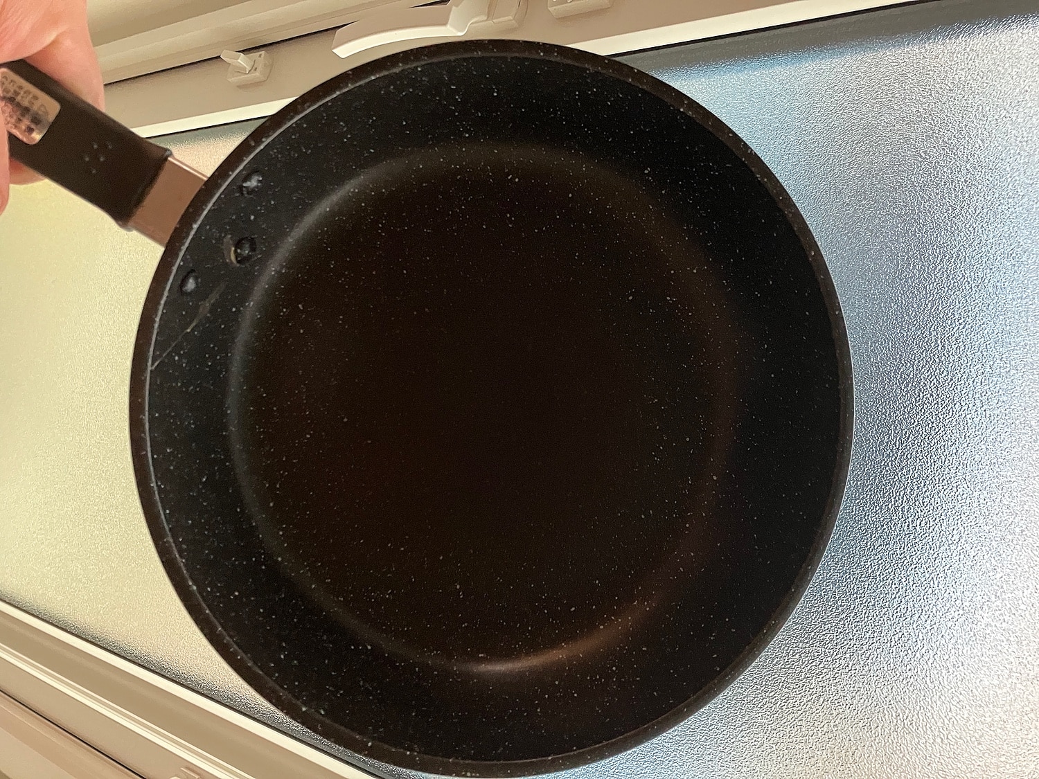 【楽天市場】送料無料 軽い 軽量 フライパン 26cm ガス IH 対応 焦げ付かない 焦げない 焦げにくい 貝印 PFOAフリー PFOSフリー PFOA PFOS フリー FREE ...