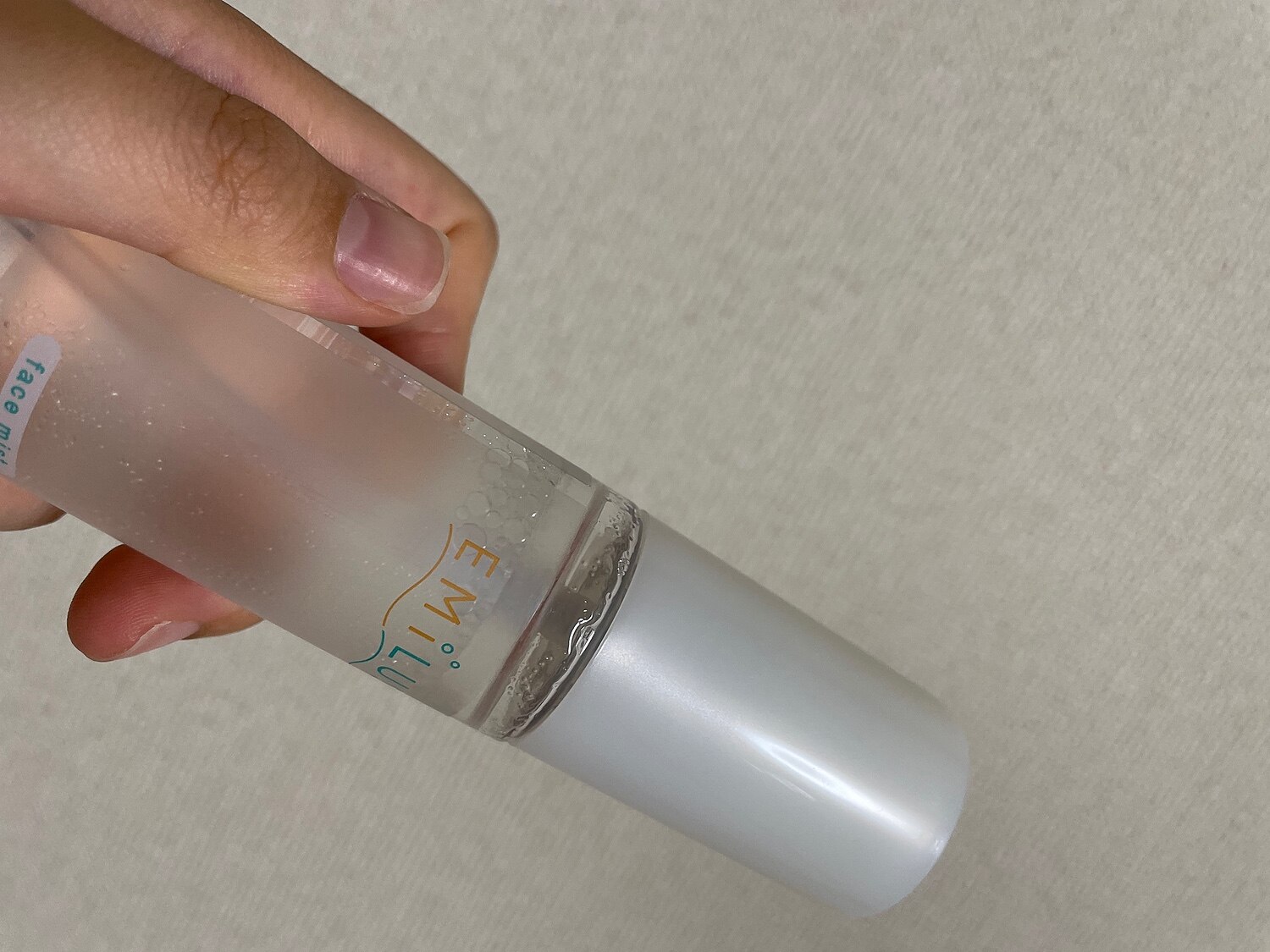 【楽天市場】【エミラス公式】＜保湿とツヤ肌に＞EMILUS ツヤ肌メイクフィックスミスト／EMILUS エミラス／メイクキープミスト／キープ ...