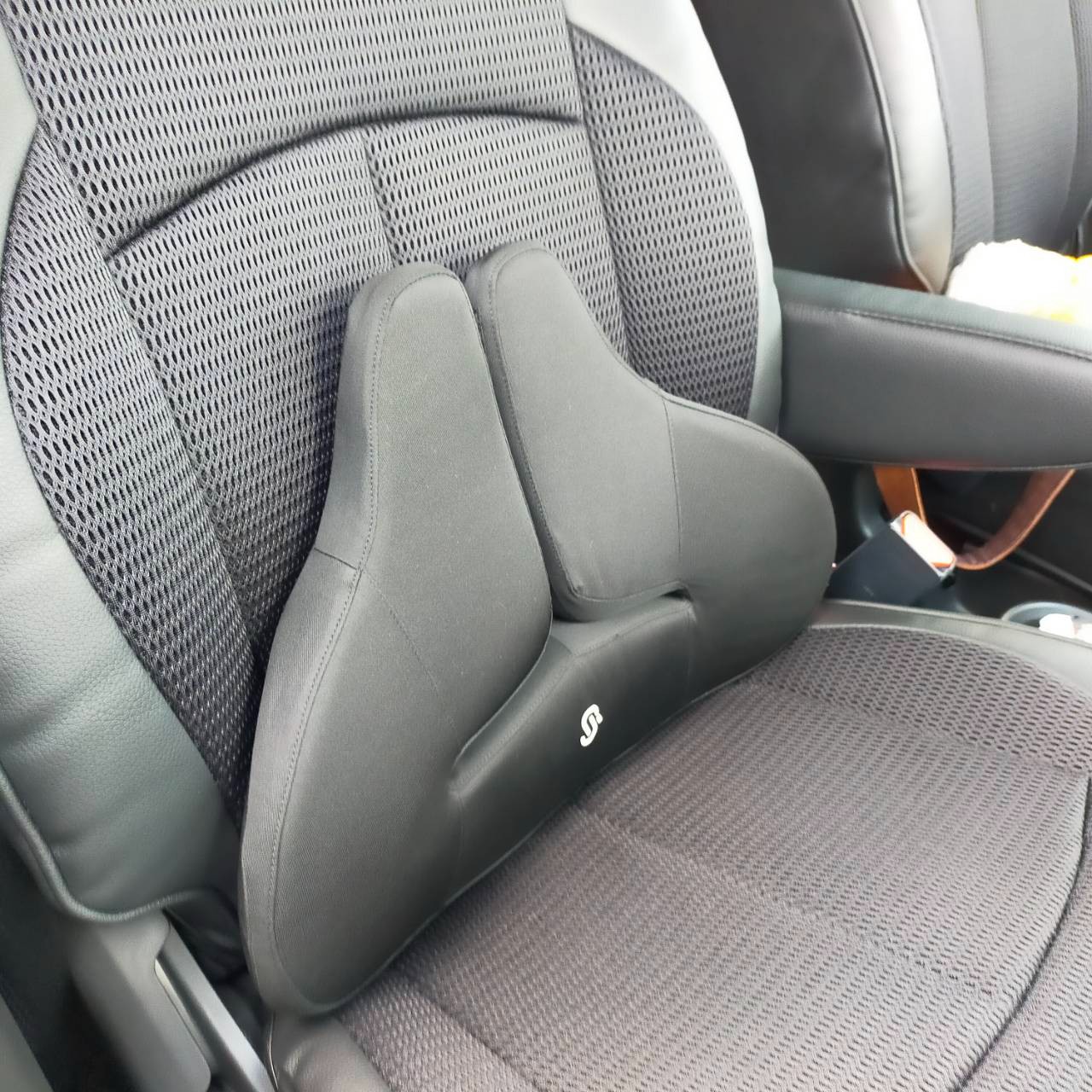 【楽天市場】【saleクーポン+ポイント5倍】Meikaso 車 クッション 腰痛 クッション ランバーサポート 車 腰クッション 運転 クッション 背もたれ 腰当て 車用シートクッション ...