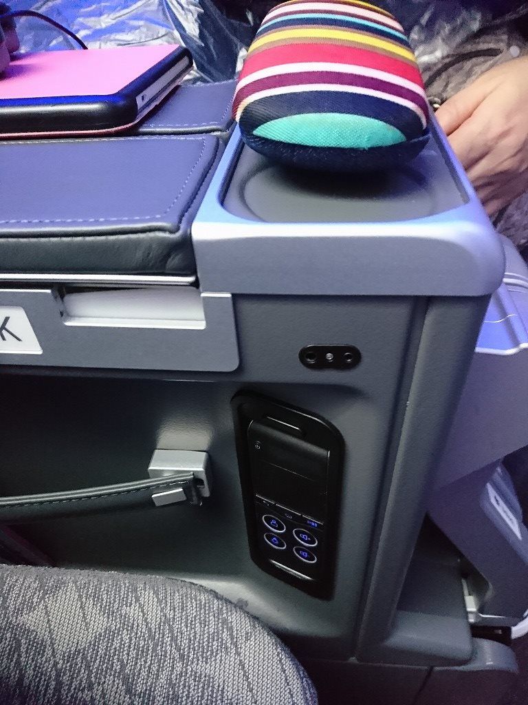 NH184便 プレミアムエコノミー（前編） | エアポート・ハイ - 楽天ブログ