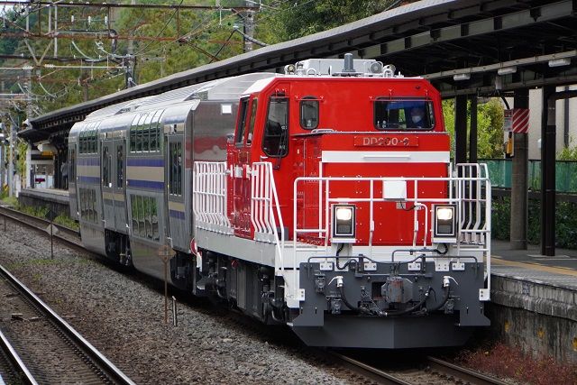 総武快速.横須賀線 新型車両甲種 DD200-6牽引 E235系1000番代 グリン車サロE235-1001＋サロE234-1001 | 鉄人騎士。鉄 パワーランド(*^ω^*) - 楽天ブログ