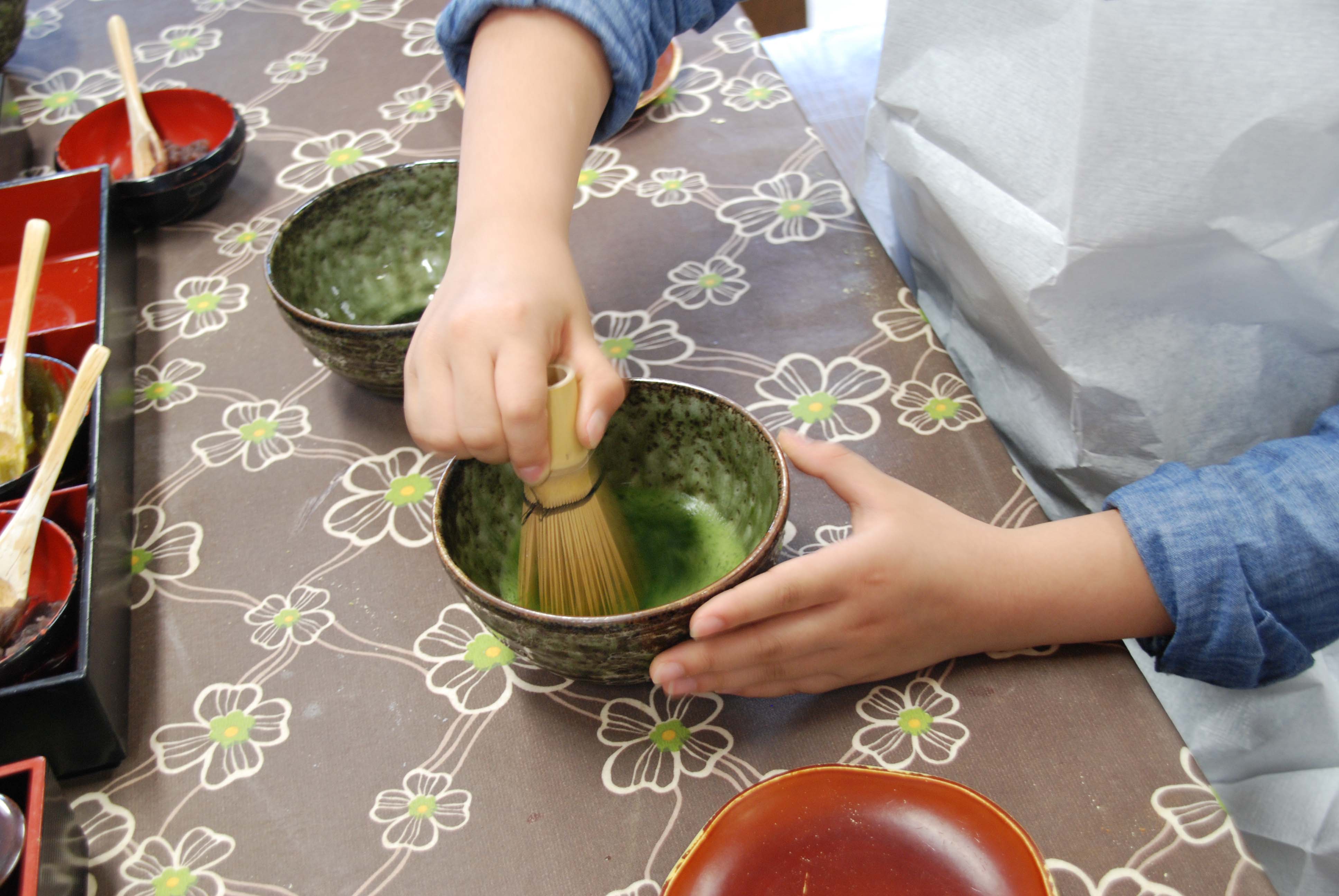 おたべ本館って？ その7 手作り体験仕上げ | 京都銘菓おたべ・京ばあむオンラインショップ【公式】スタッフブログ - 楽天ブログ