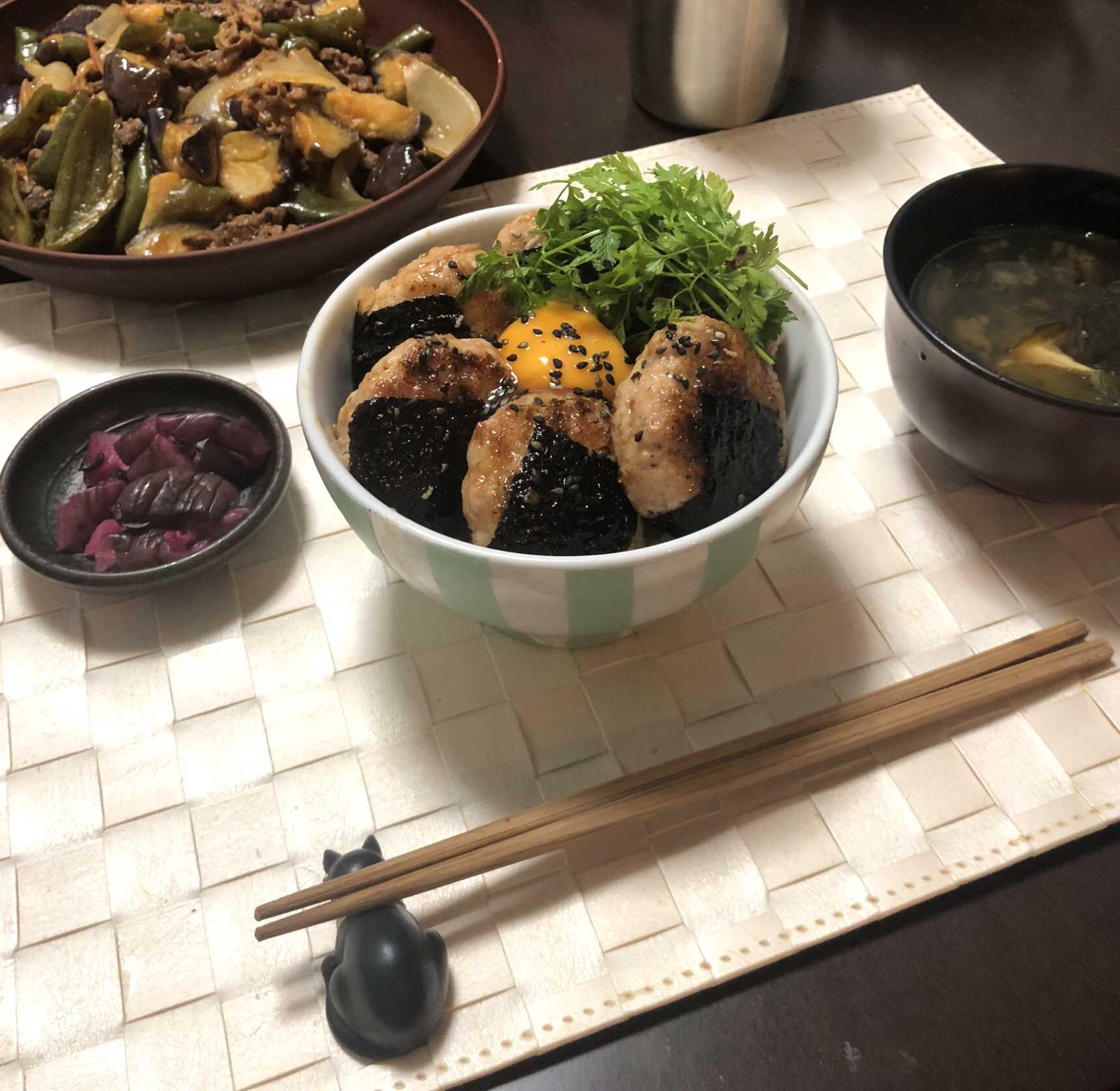 デキる猫はつくねを捏ねても毛なんて混入しない《デキる猫は今日も憂鬱再現飯》 犬と旦那とiga＋ニャン 楽天ブログ