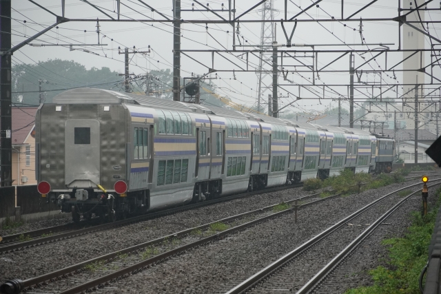 #EF65 2068牽引 E235系1000番台 F43・F44・F45編成 グリーン車6両 総武快速・横須賀線用 J-TREC 横浜 出場甲種 J-TREC 新津行き | 鉄人騎士。鉄 ...