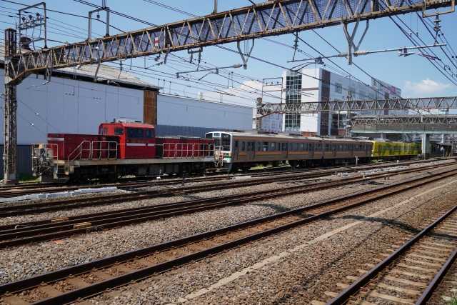 #流鉄 護渡甲種 DD200−14牽引 JR東海211系 シス GG5編成 馬橋 入れ替え | 鉄人騎士。鉄 パワーランド(*^ω^*) - 楽天ブログ
