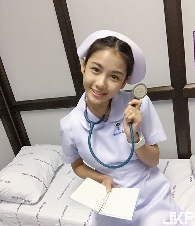 今、病院は、若い看護婦さんがイキイキと働く職場に成って居るので丸で女子高のやうなのだ トホホ💧 🦁髭塗れ ️編集長のブログ 楽天ブログ