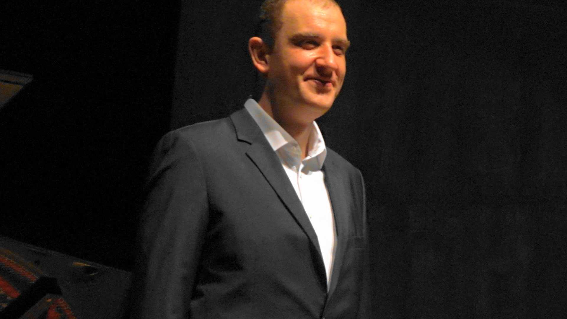 タレク・ナズミ（バス）「冬の旅」with ゲロルト・フーバー | Sheva's Ballet Fan Ibra's Opera Fan ...