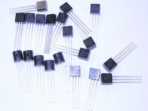 秋月秋葉原店頭の 2SC1815Y が東芝から UTC へ変更 - そのうちに 2SA1015 も変るのだろうか | ふるた技工所(てっこう ...