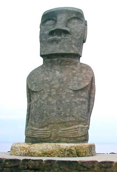 宮崎県「サンメッセ日南」のモアイ像 | アート五頭の会 - 楽天ブログ