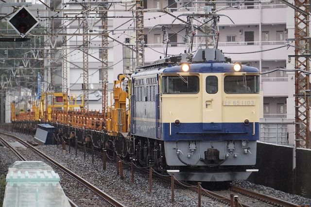 # ロングチキ工臨の競演 EF65 1105牽引 逗子 & EF65 1103牽引 新津 | 鉄人騎士。鉄 パワーランド(*^ω^*) - 楽天ブログ