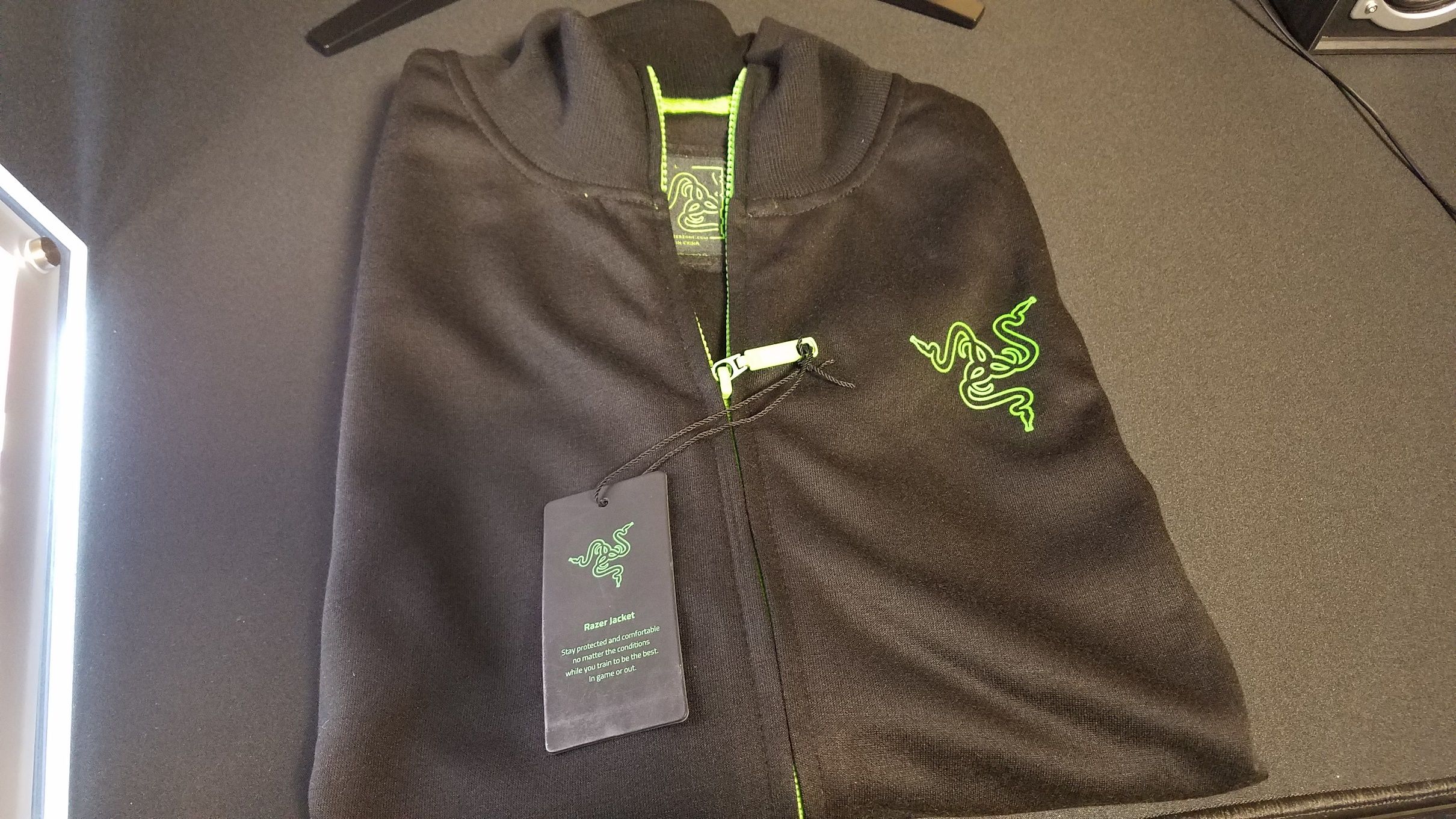 商品レビュー：Razer【LANCEHEAD TE】【ジャケット】 | 黒猫ゲーマーブログ - 楽天ブログ