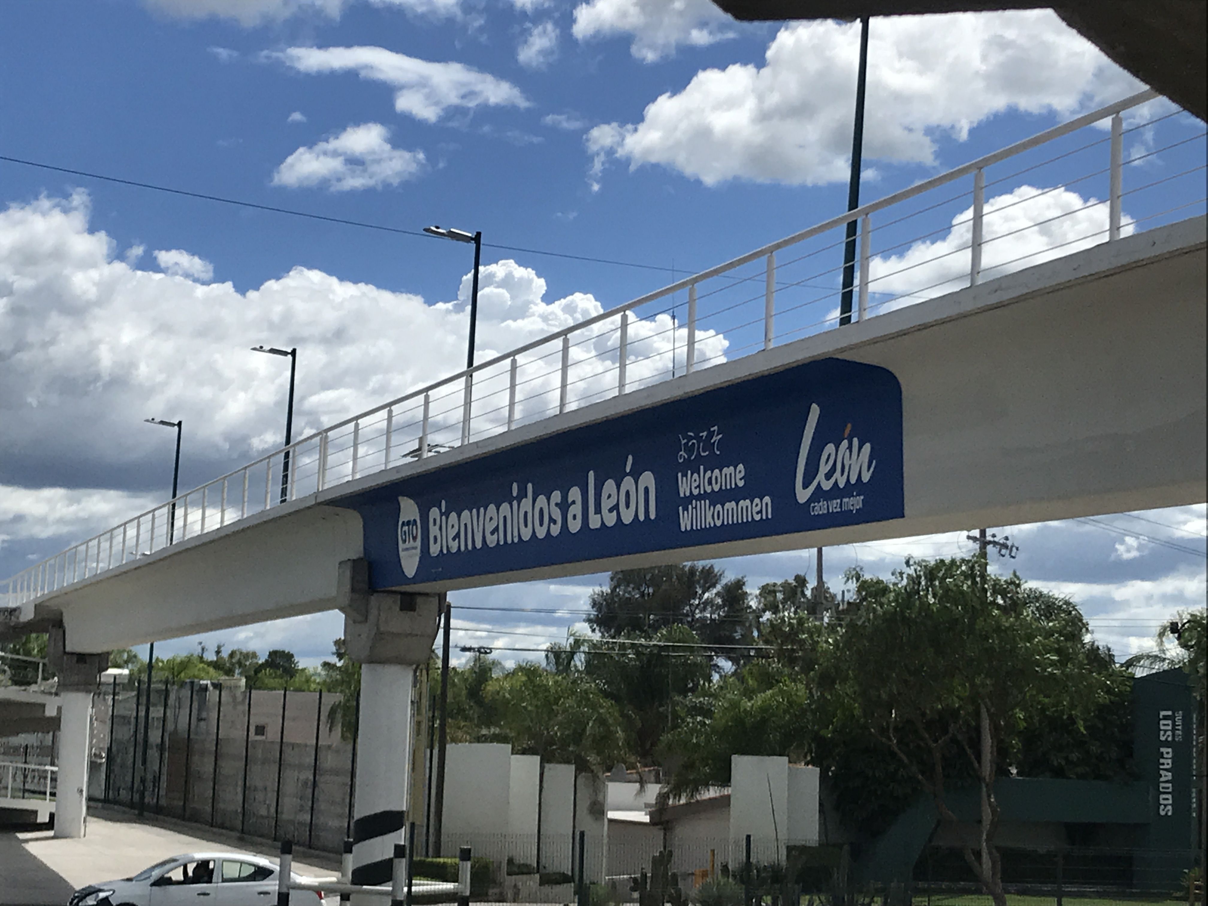 メキシコ日帰り旅行 Leonでの公共バス | Panzón のブログ - 楽天ブログ