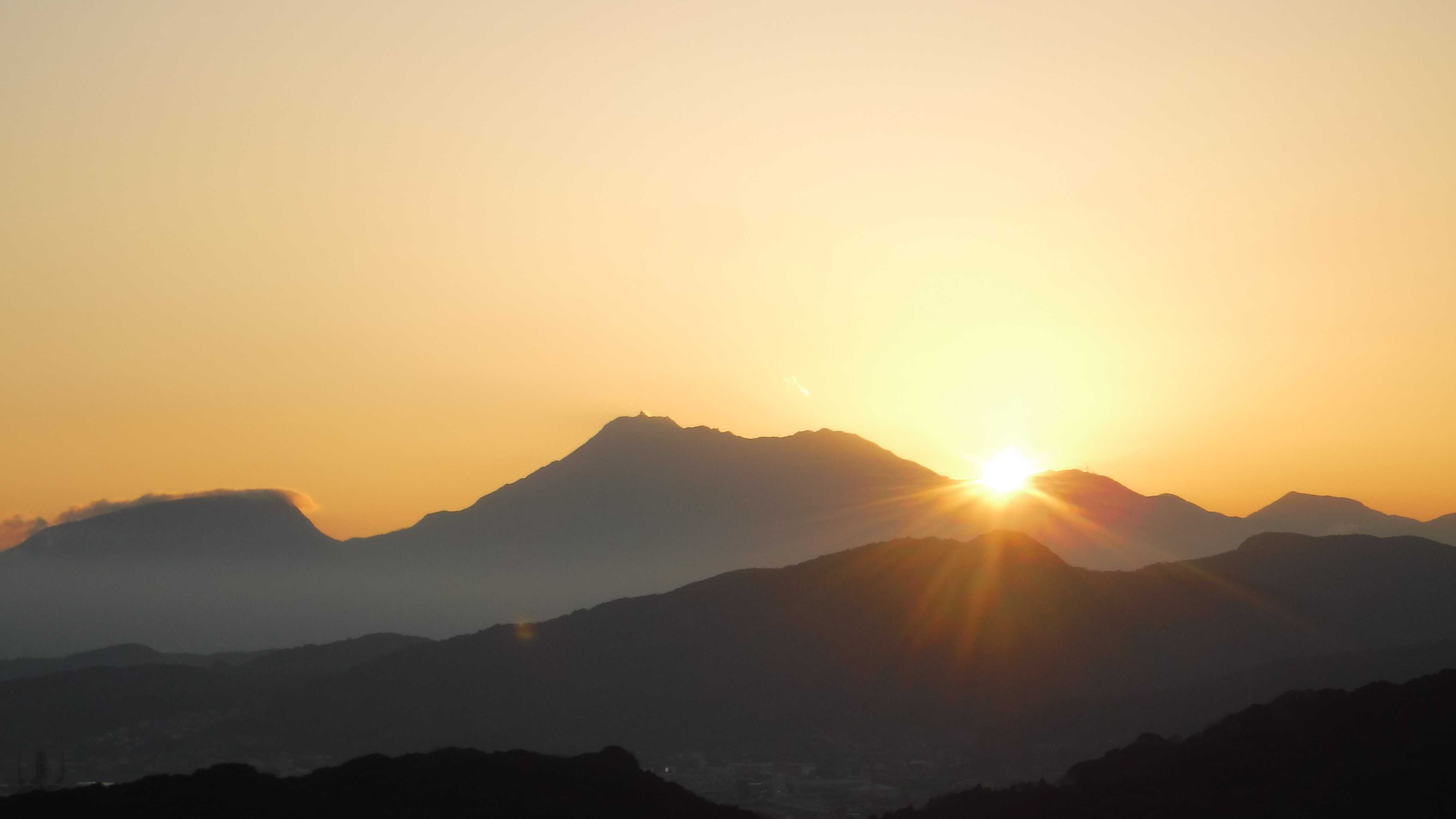 🍇 長編歴史小説 (143) 「原爆投下、小倉から長崎へ変更」🌻 夜の部・英検3分自己判定♪ | 💛 夢の世界へ行こうUSA英会話 ♪ - 楽天ブログ