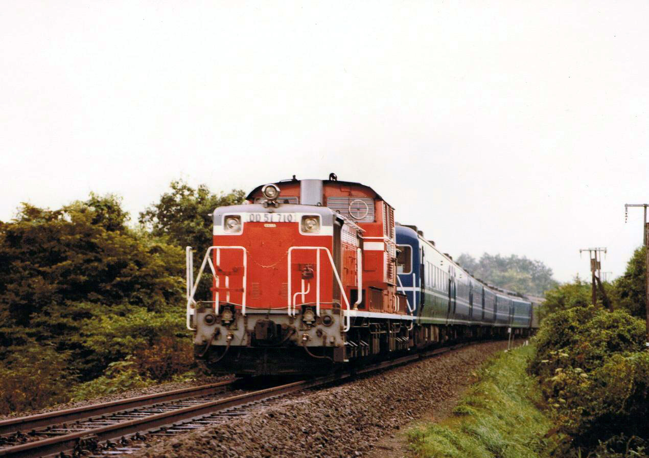 DD51牽引 14系客車：急行「ニセコ」 | マル鉄鉄道写真館2 - 楽天ブログ