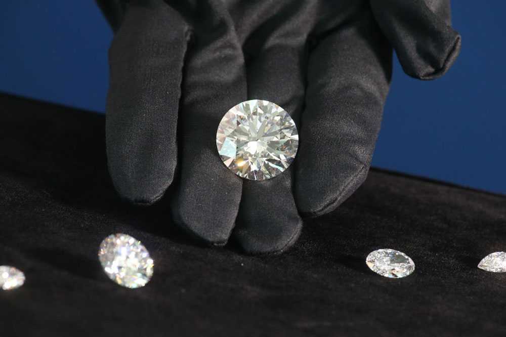 【G7首脳】遂に🇷🇺Russia産💎Diamondを🈲輸で合意🎉😡エライ‼️ | おおひげ村の『へのぼっち様』やぁ~⚡️さんのブログ - 楽天ブログ