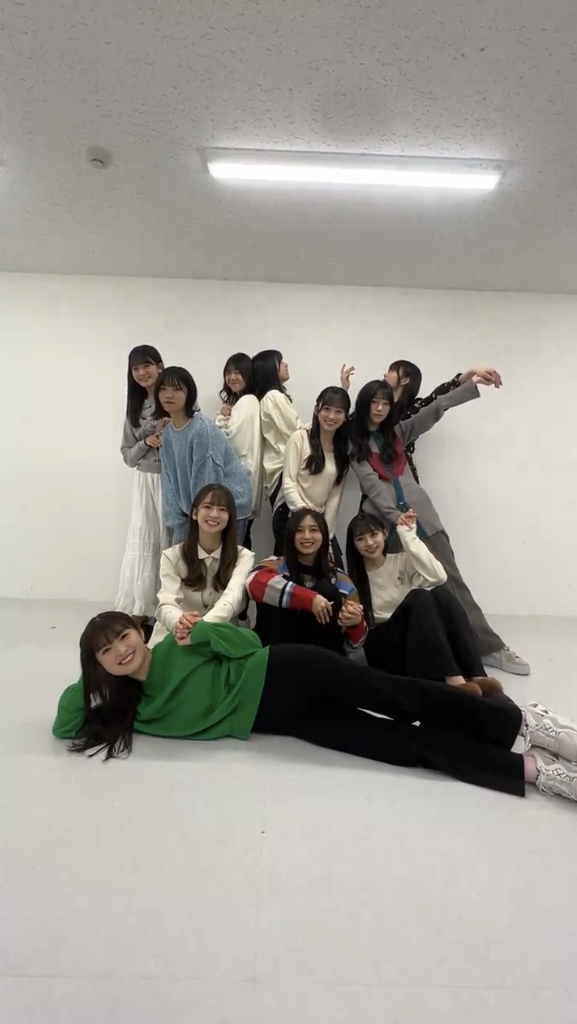 ☆乃木坂46♪5期生メンバー11人『anan No.2386』の表紙飾る！ | ルゼルの情報日記 - 楽天ブログ