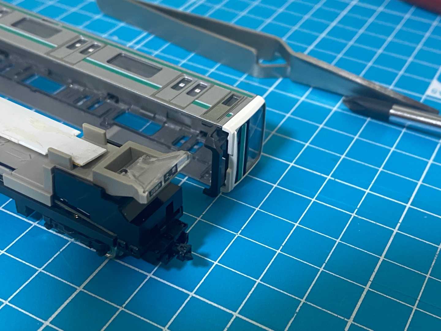 鐡工房 tomix E501 209系様 前面のライト交換 | 東京総合車両検車区 - 楽天ブログ