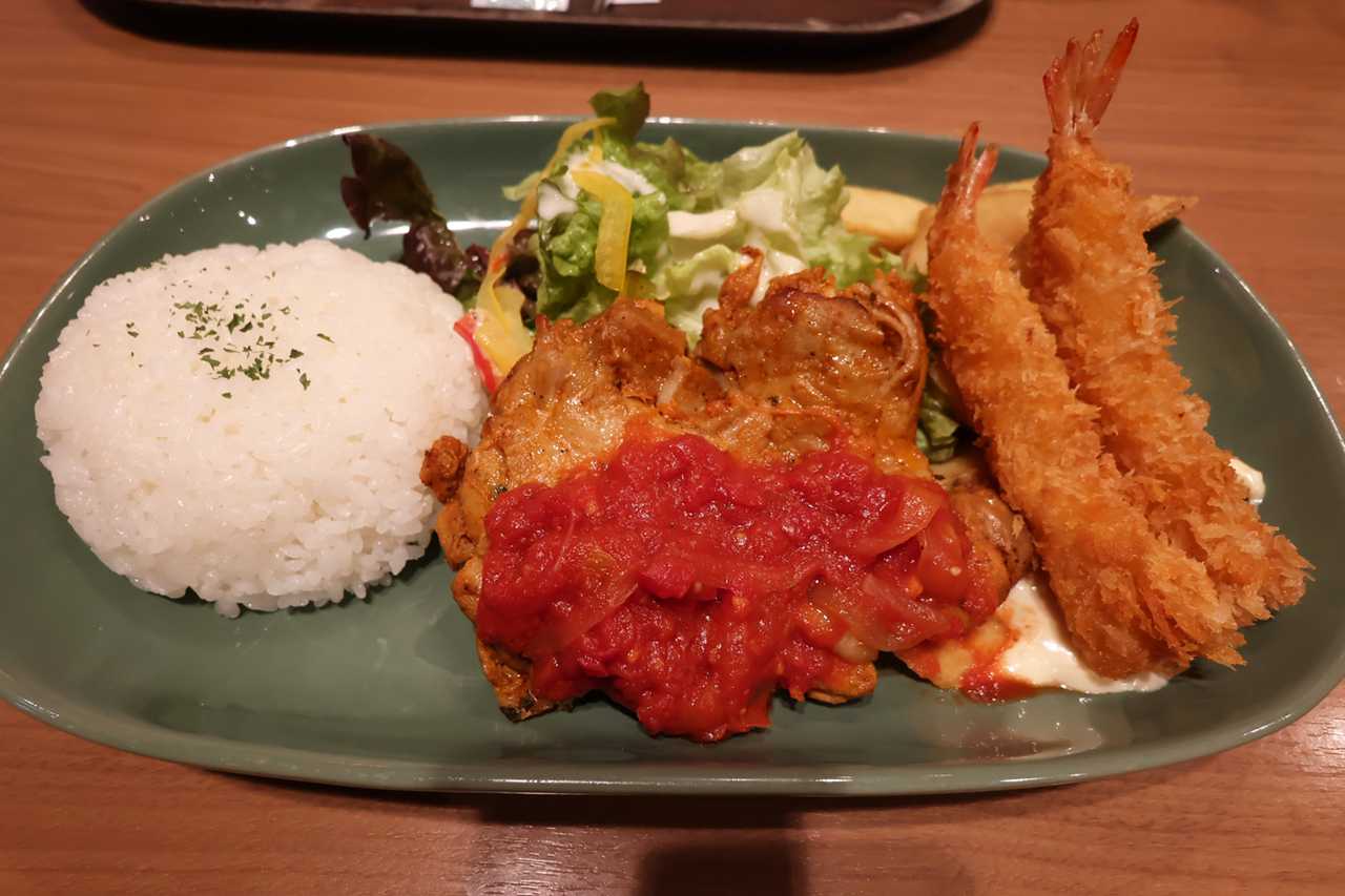 成田第二ターミナル4F CAFE ＆ DINING N's COURT | イルカカメラとわんわんWinとねこMac - 楽天ブログ