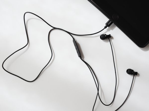 オウルテック☆Lightning 有線イヤホン OWL-EPLT01 | ちょっとしたブログ♪ - 楽天ブログ