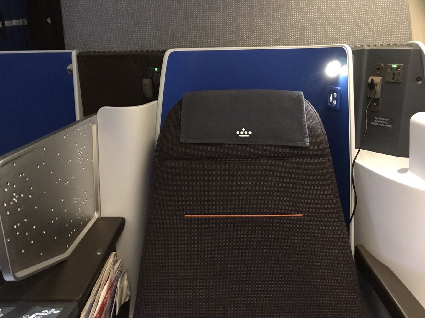 KLM Royal Dutch Airlines Business Class KL836/837 | 飛行機が怖いSFC会員がJGCを目指す ...