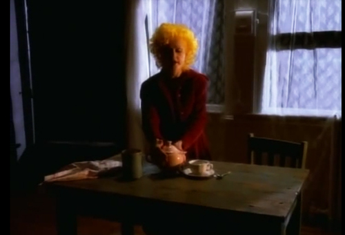 Cyndi Lauper『I'm Gonna Be Strong』/1994年 シングル | おじなみの日記 - 楽天ブログ