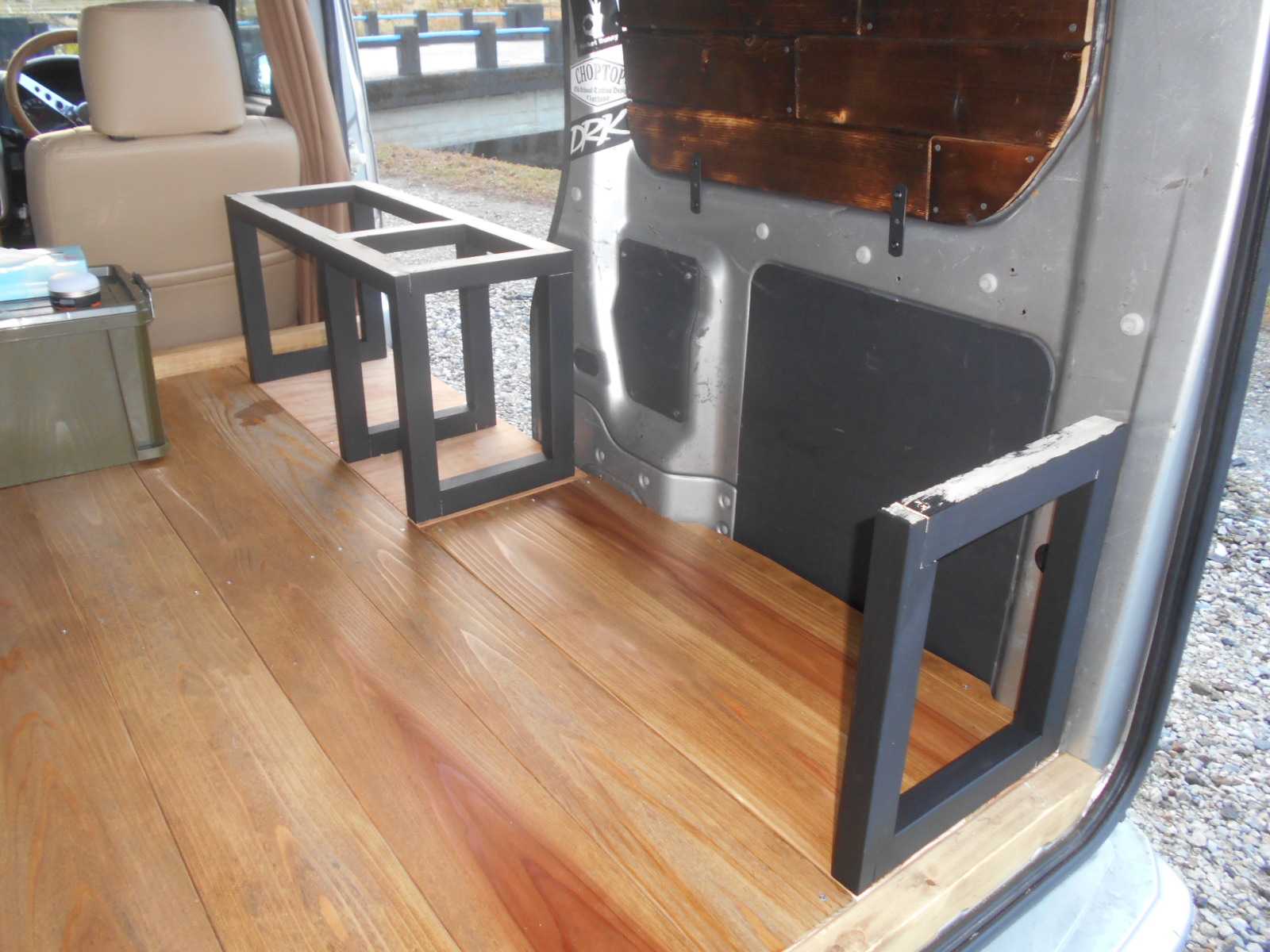 車中泊仕様 収納とテーブル作成 | カモガレージ - 楽天ブログ