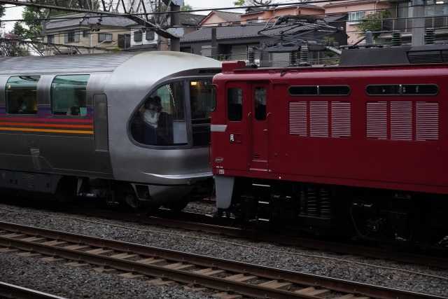#EF81 139牽引 E26系 カシオペア紀行 & E657系 常磐線 特急フレッシュひたち リバイバルカラー紅色 | 鉄人騎士。鉄 パワーランド(*^ω^*) - 楽天ブログ