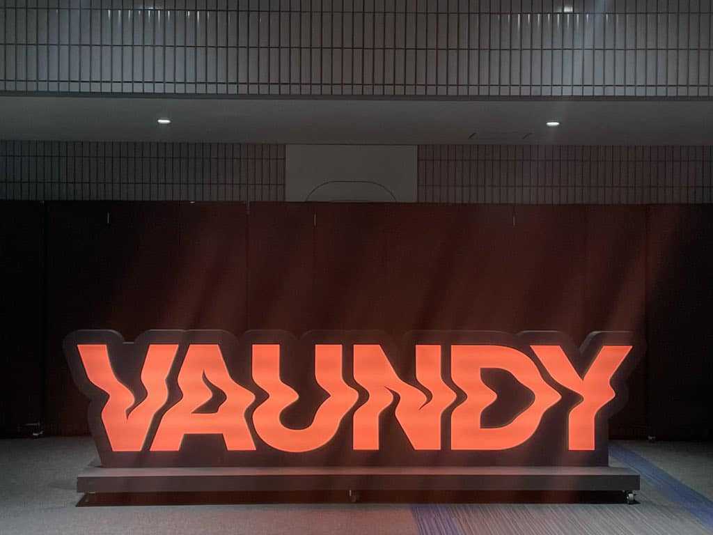 2023/12/01 (金) Vaundy New Album "replica" Release Party＠横浜アリーナ | ユウ君パパの ...