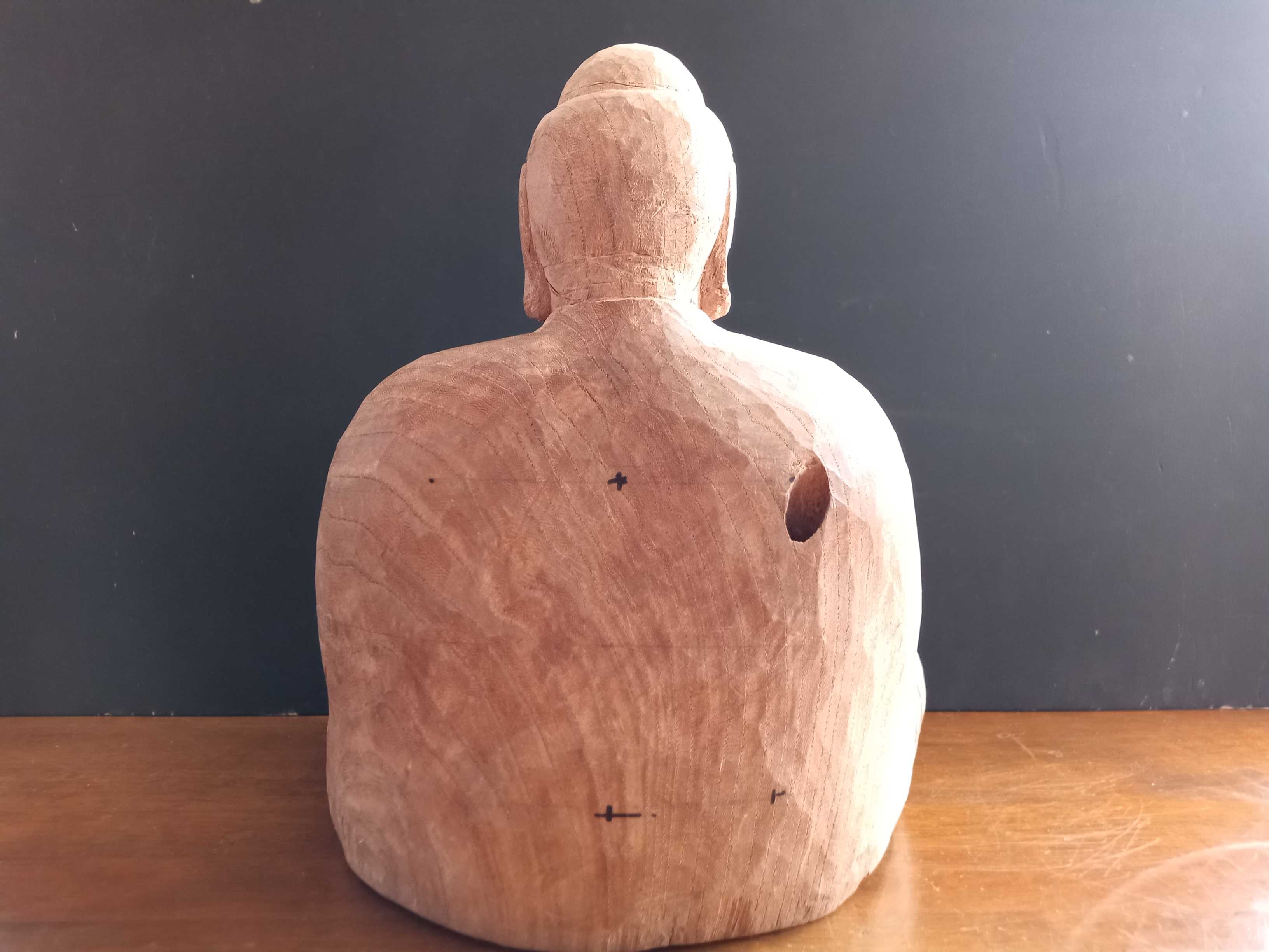 「釈迦如来坐像」まだまだ荒彫り中です。 R05.02.20（月） | 仏像彫刻あ～と倶楽部 - 楽天ブログ