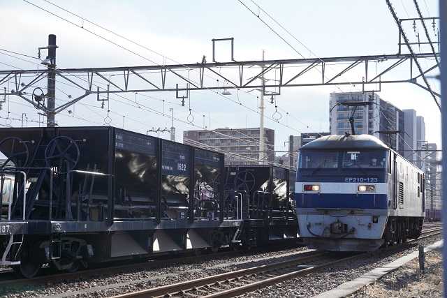 #EF65 2086(代走)牽引 & EF210-123牽引 鹿島貨物 | 鉄人騎士。鉄 パワーランド(*^ω^*) - 楽天ブログ