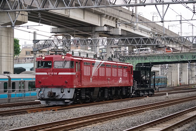 EF81 136牽引 485系「ジパング」配給 | 鉄人騎士。鉄 パワーランド(*^ω^*) - 楽天ブログ