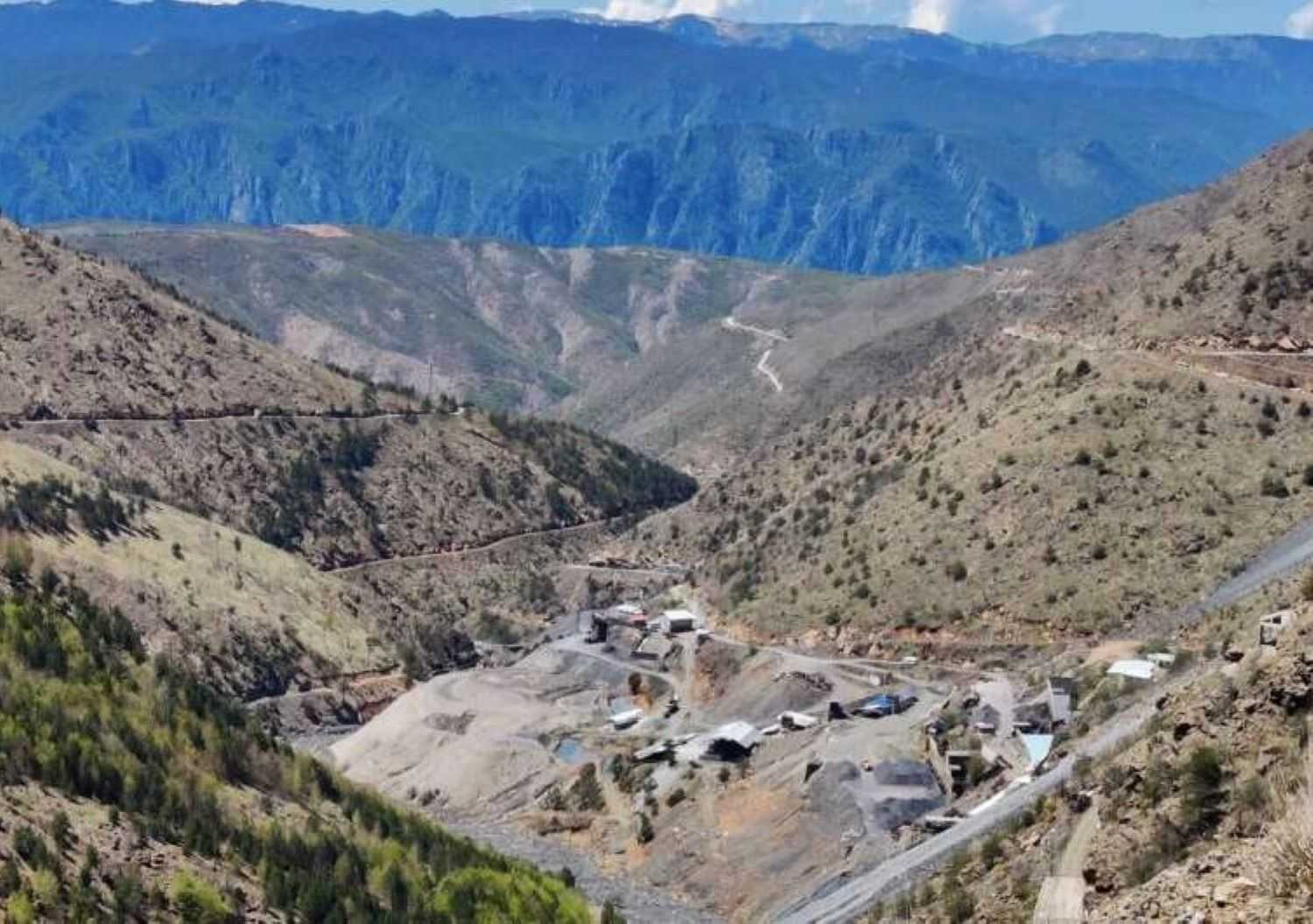 欧州の小国アルバニアで天然水素の自然噴出を確認、水素資源の探査に大きな手がかり得たブルチザ鉱山 | 政治、現代史、進化生物学、人類学・考古学 ...