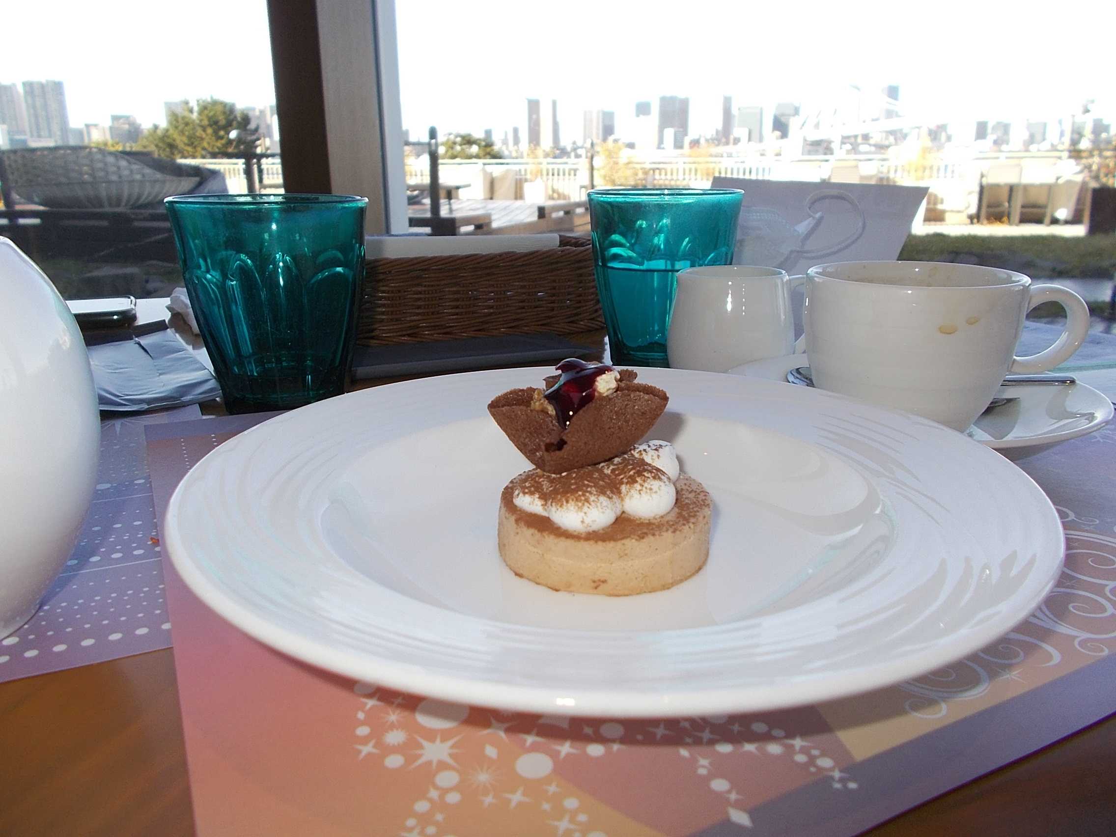 ヒルトン東京お台場 HPCJ会員サービスの無料誕生日ケーキ 2022.11.16 | ラスベガス ロサンゼルスの旅 - 楽天ブログ