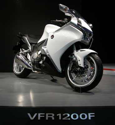 モーターサイクルショー2010 | TZR250RS（'93） 通勤スペイシー100（'06） - 楽天ブログ